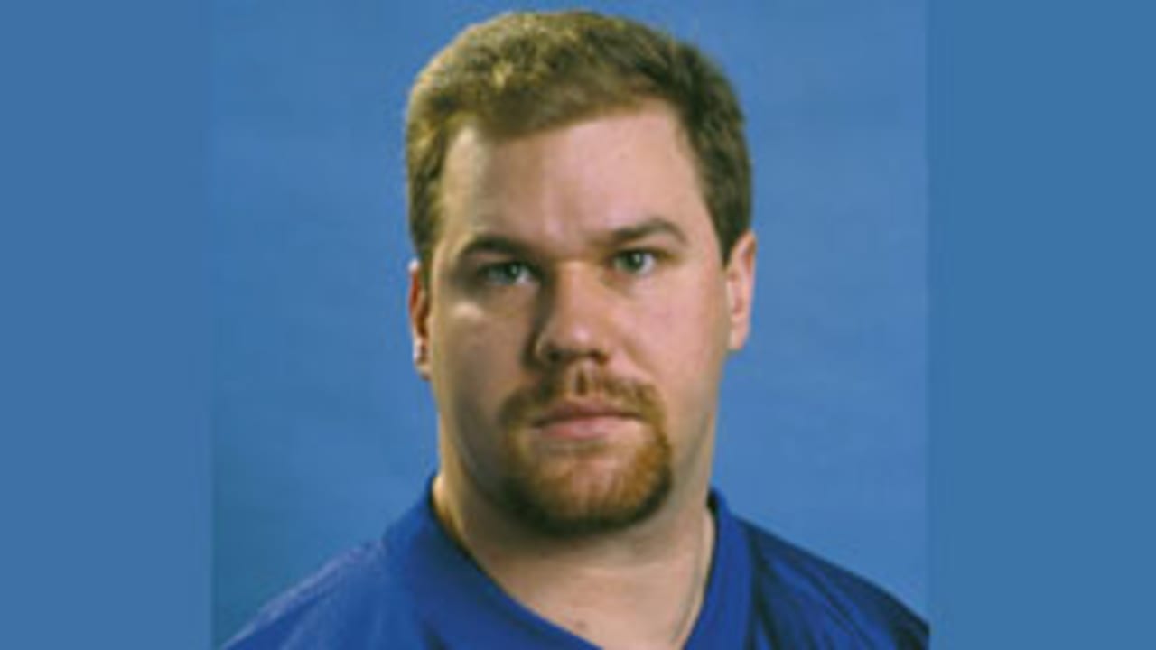 Former Colt Jason Johnson ponders helmets for youth teams