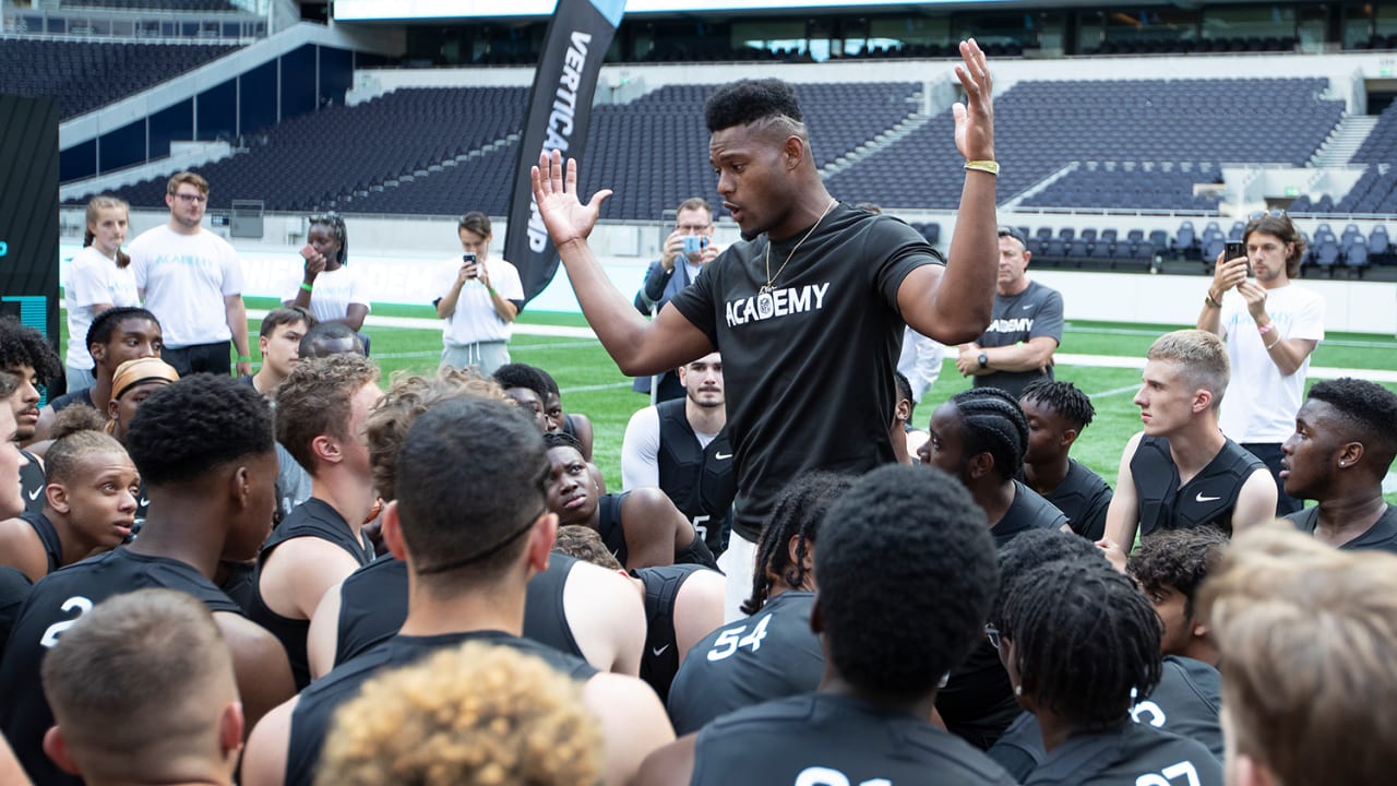 NFL Academy: Stadium Showcase