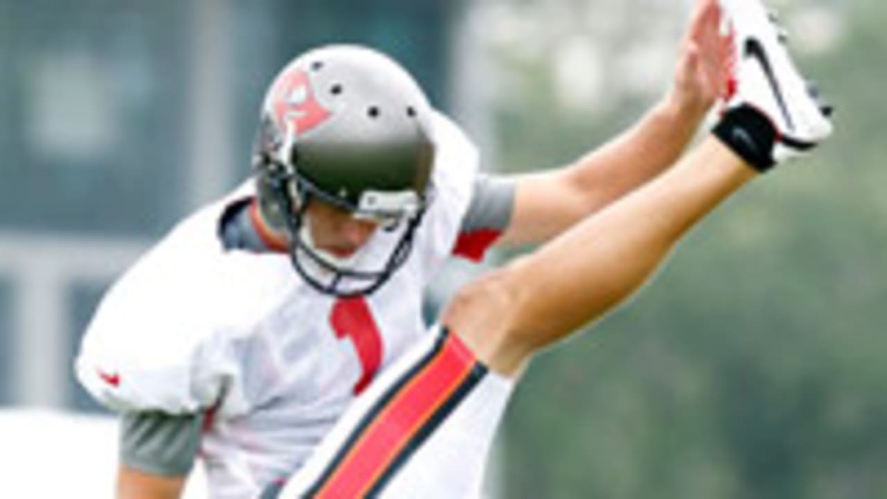 Lawrence Tynes rips Buccaneers for NFI designation