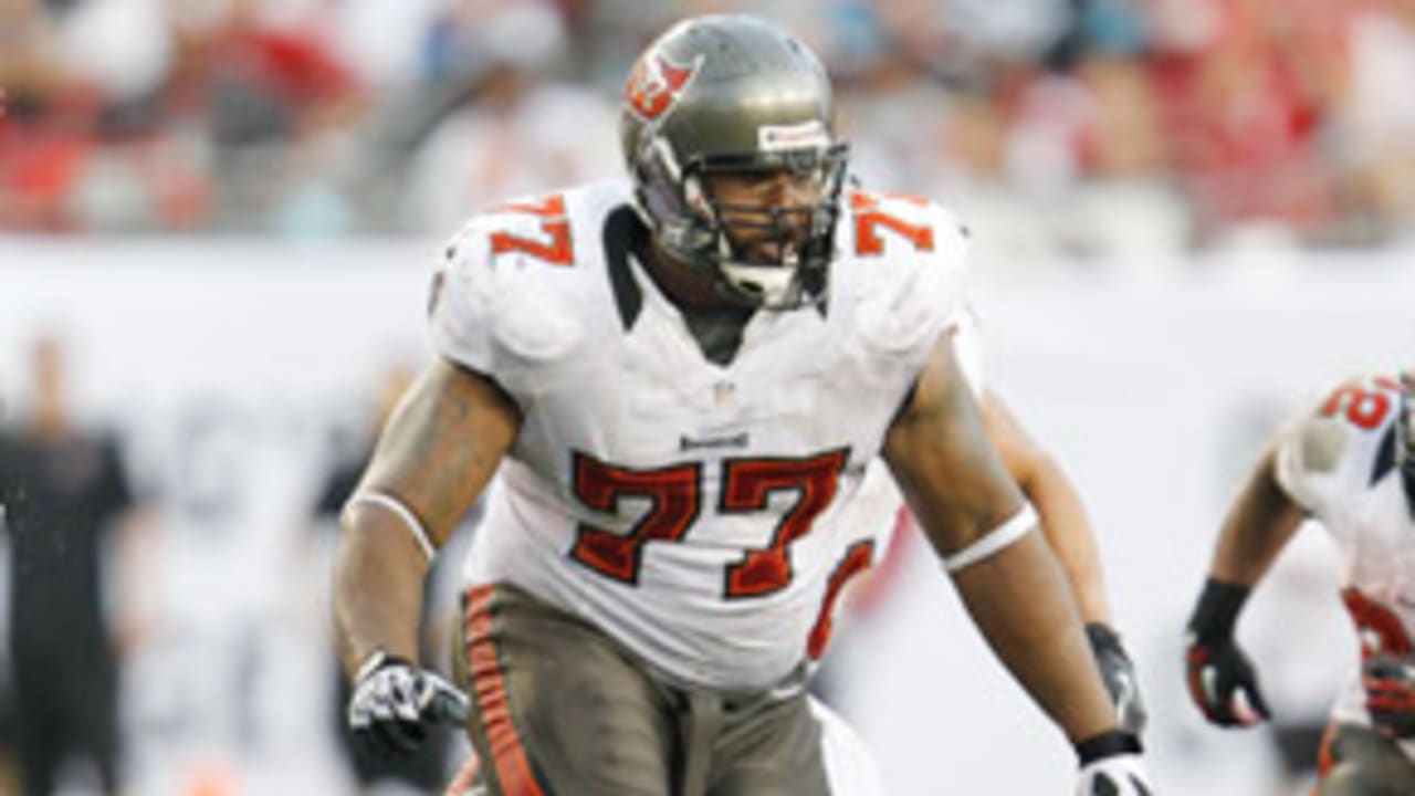 Carl Nicks returns to Tampa Bay Buccaneers after staph infection
