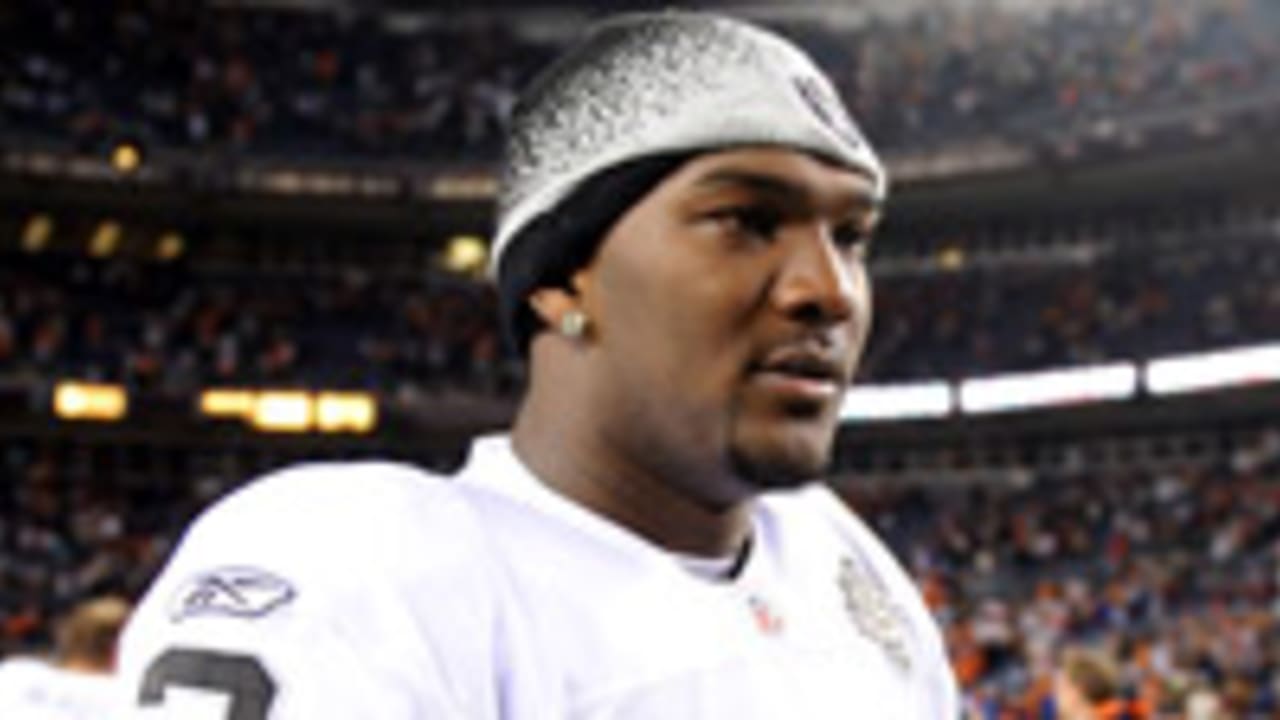 Slimmed-down JaMarcus Russell attracts NFL interest