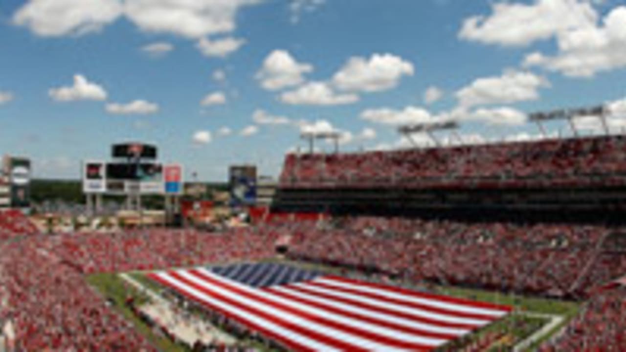 NFL community reflects on Memorial Day