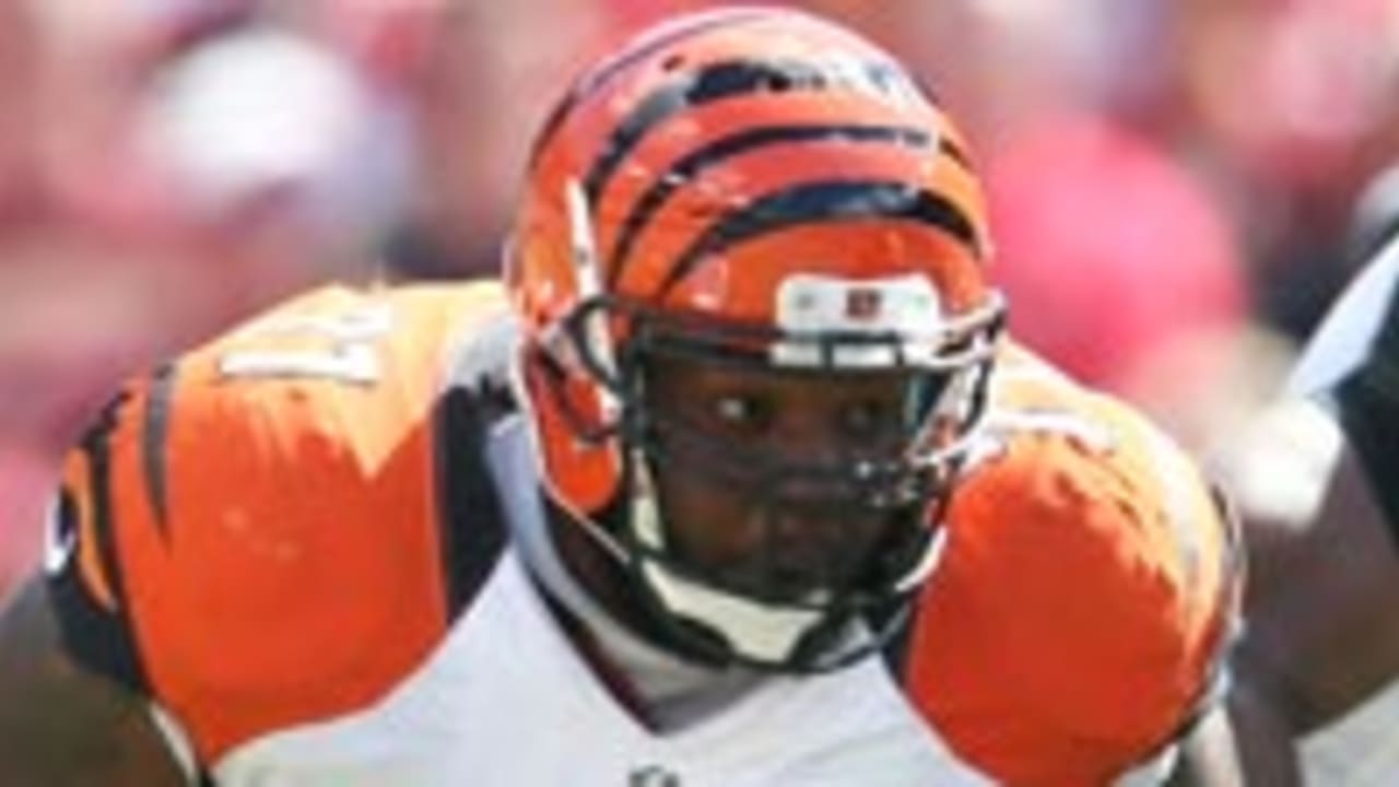 Report: Bengals' Andre Smith wants $9M per season