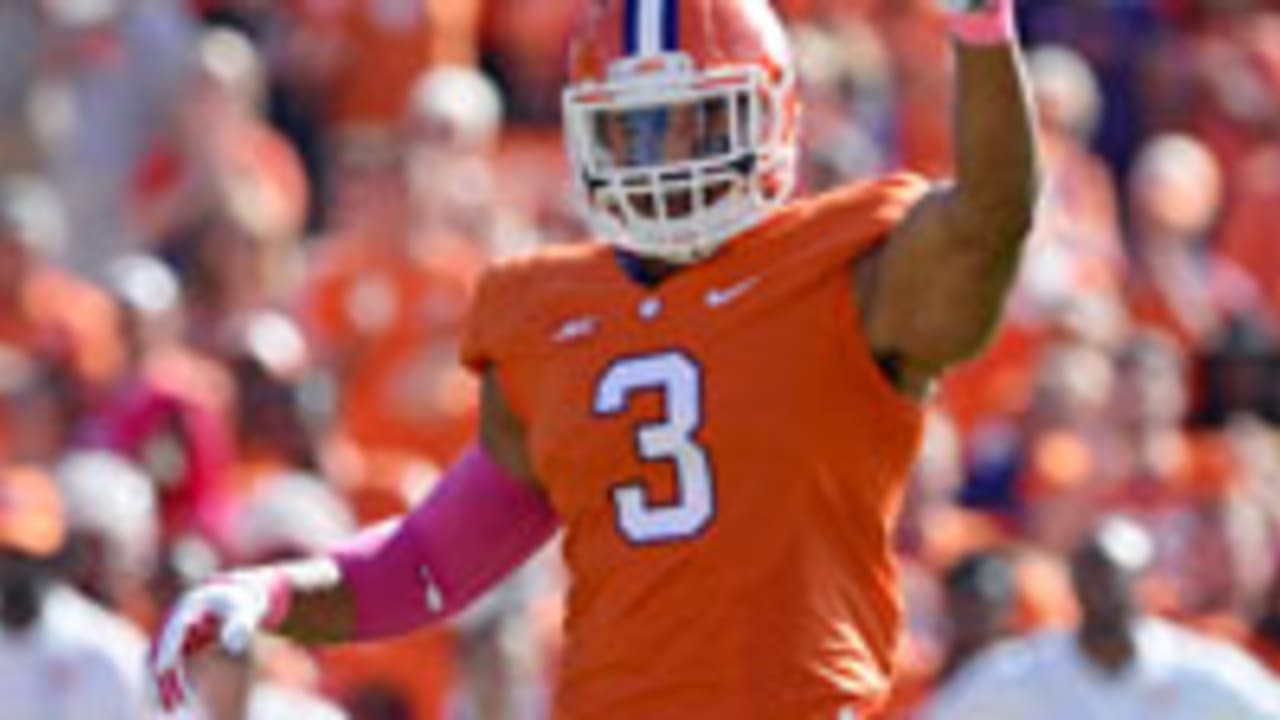 Vic Beasley new Clemson sack leader; Deshaun Watson hurt