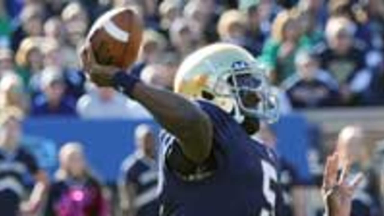 Notre Dame's Everett Golson throws for 300 yards, 3 TDs