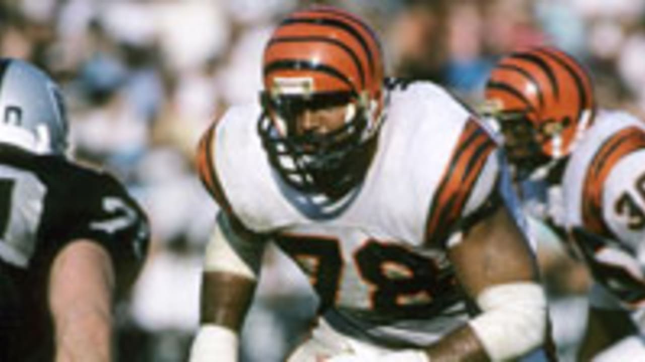 Anthony Munoz through the years