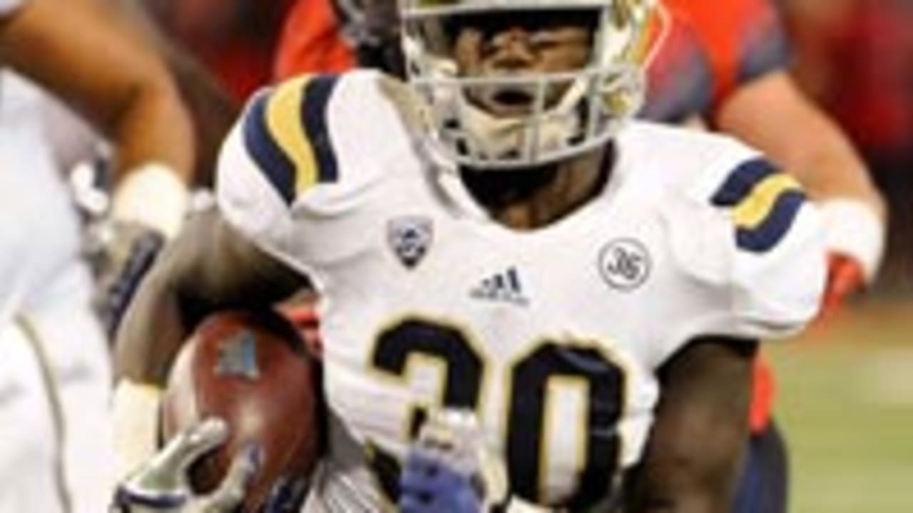 UCLA LB Myles Jack rushes for four touchdowns in win