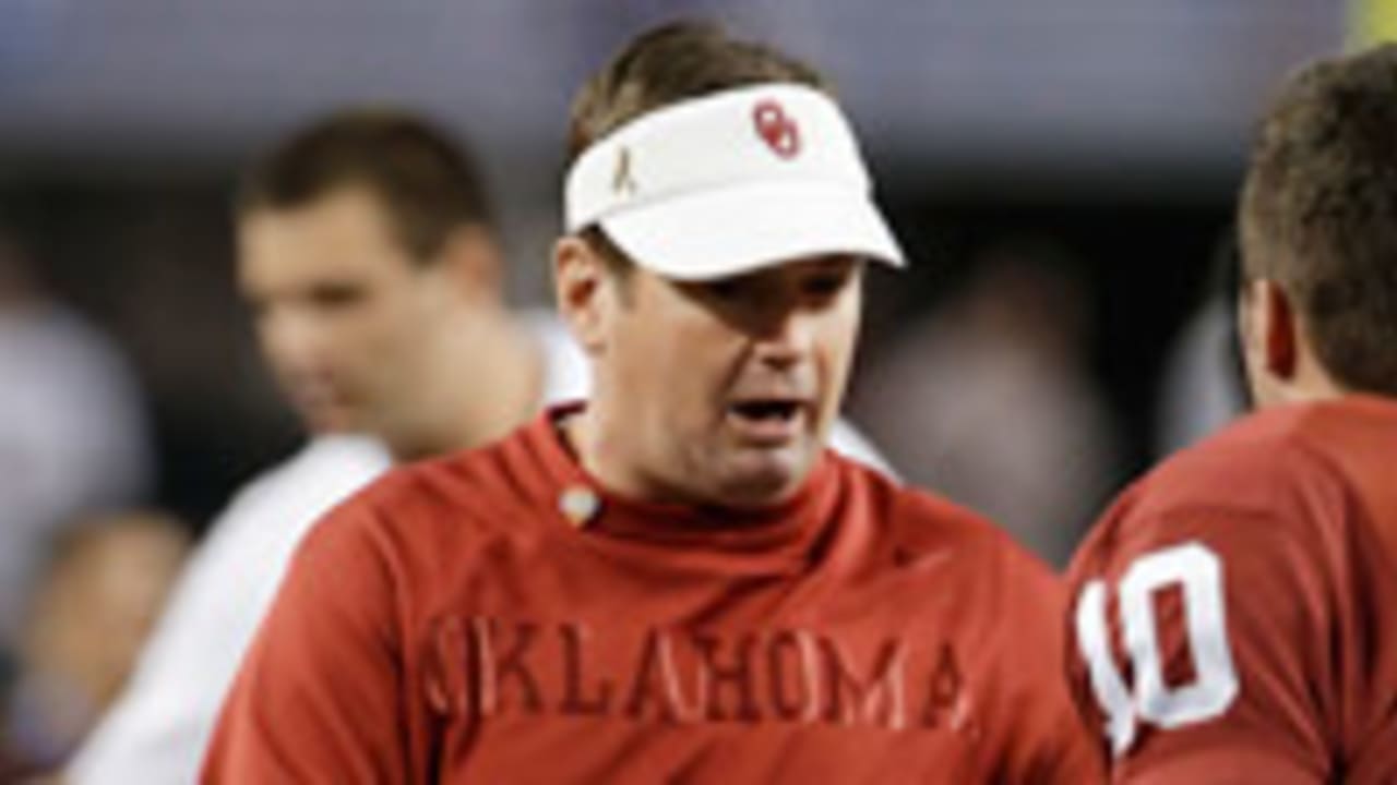 Oklahoma Sooners yet to name starting quarterback