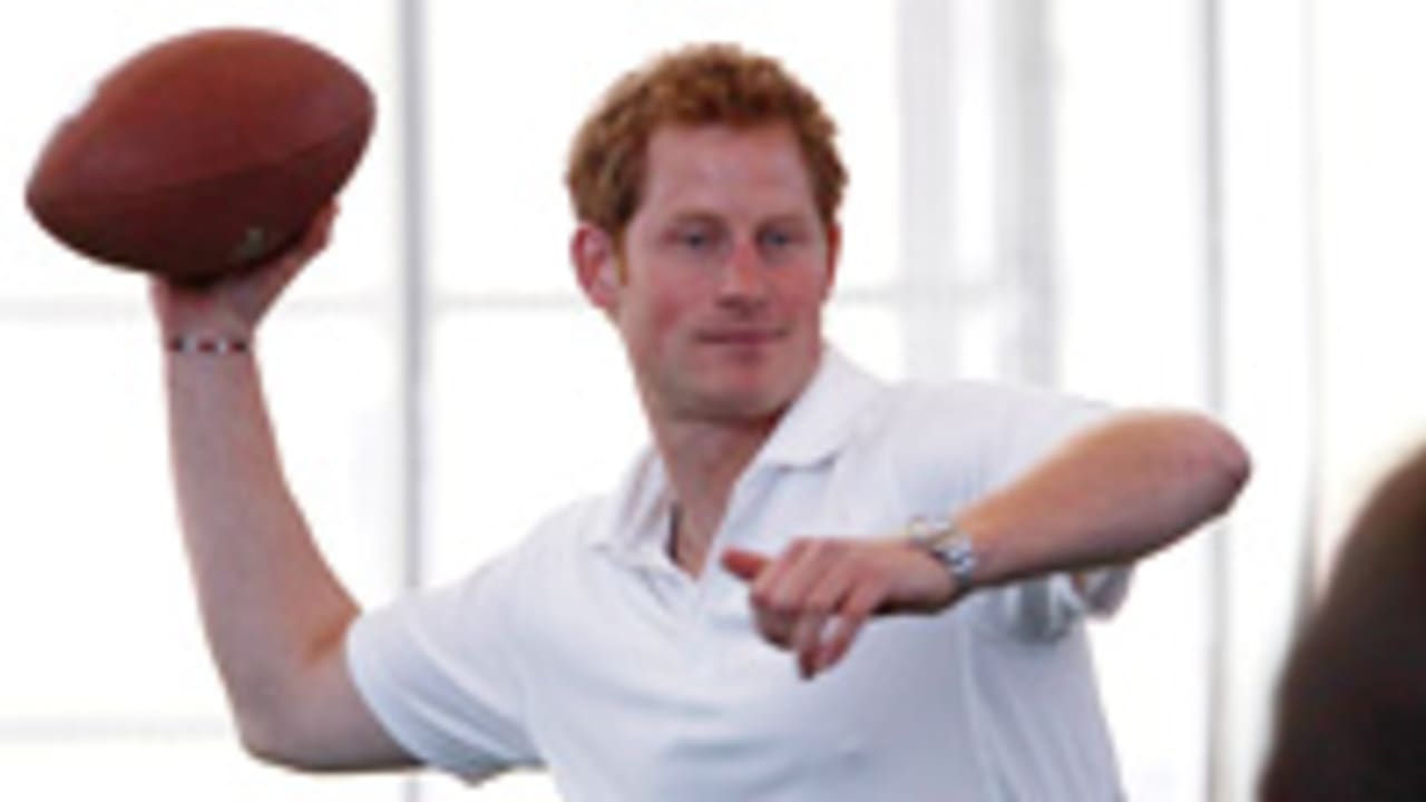 Prince Harry learns American football