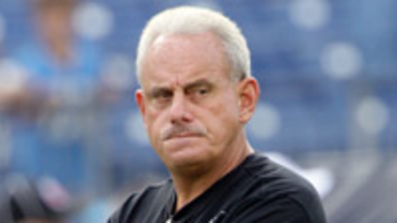 Joe Vitt emotional in final game before suspension