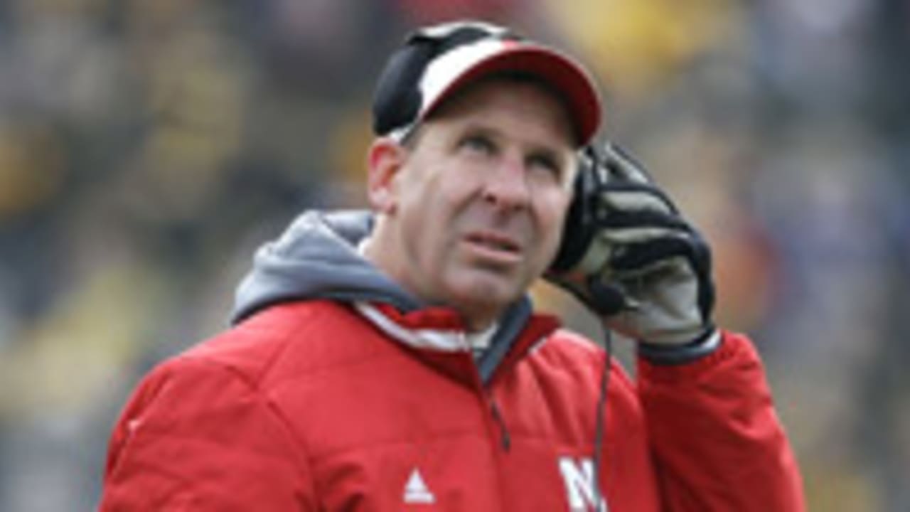 Bo Pelini, Nebraska rally to score overtime win against Iowa