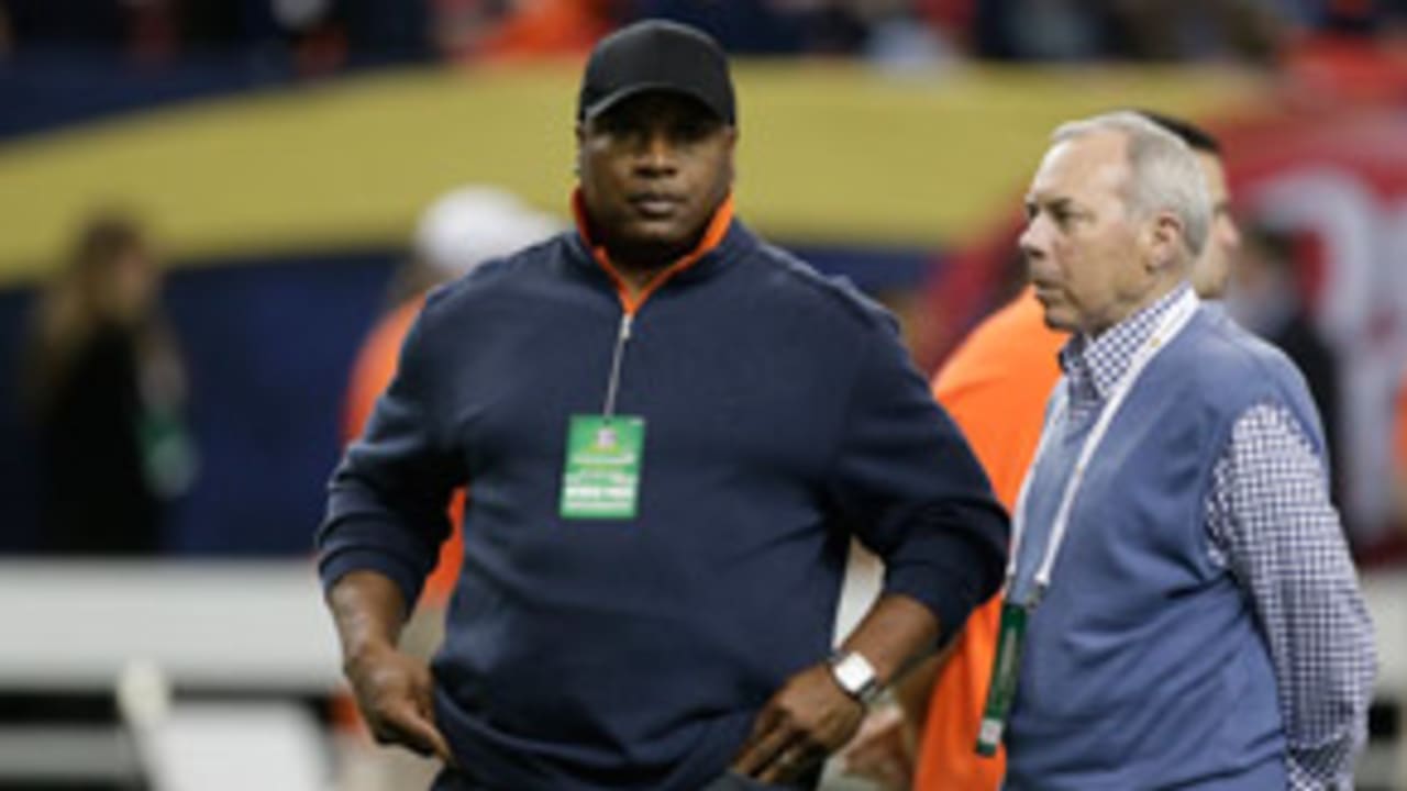 Bo Jackson hits it big with indoor youth sports training facilities