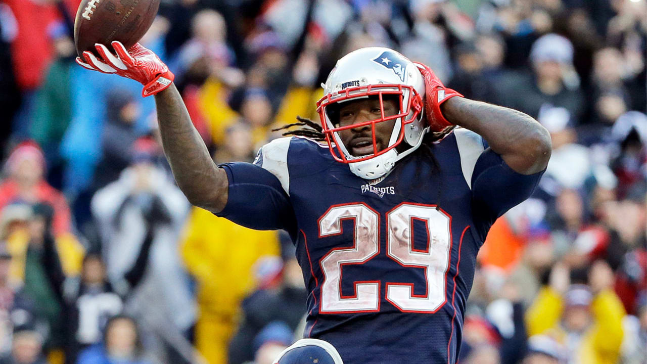 Top 25 ranked fantasy players for Week 17