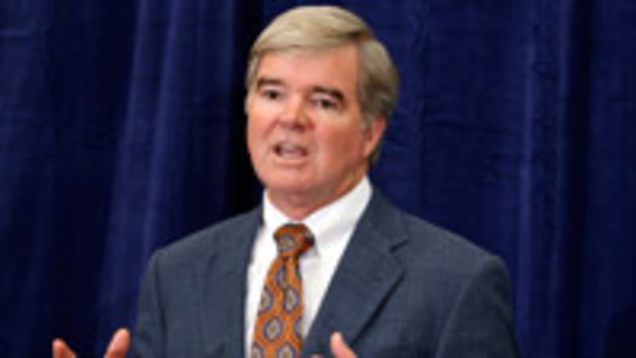 Mark Emmert calls convention to consider NCAA reforms