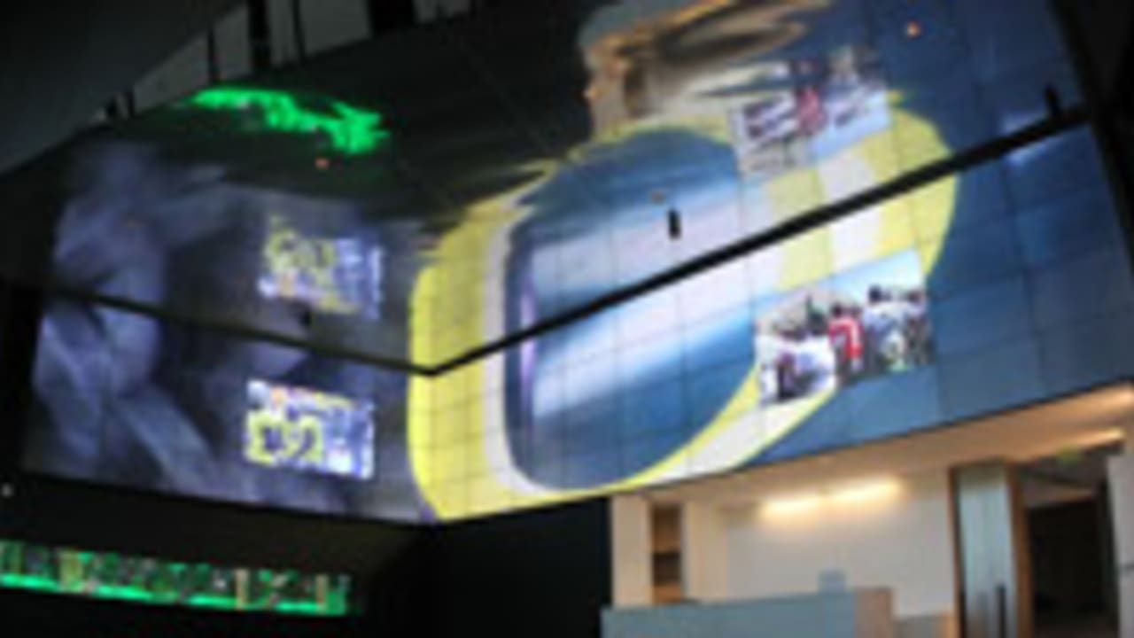 Oregon Ducks football performance center