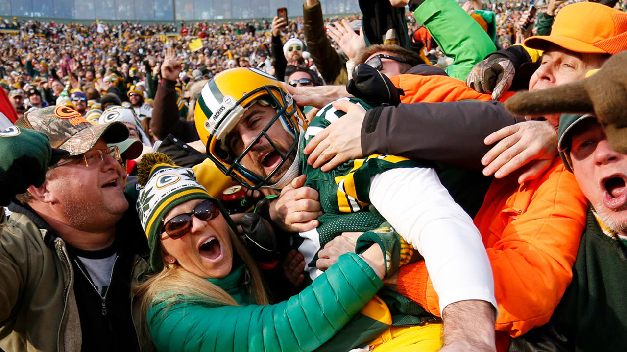 Top 10 photos from Week 16 of the 2016 Season