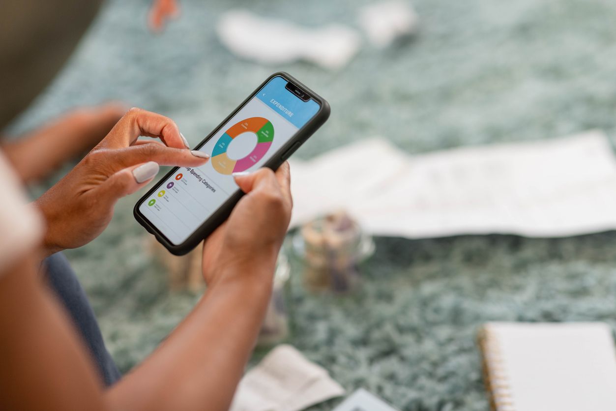 We tried 3 budgeting apps to compare their free and paid versions ...