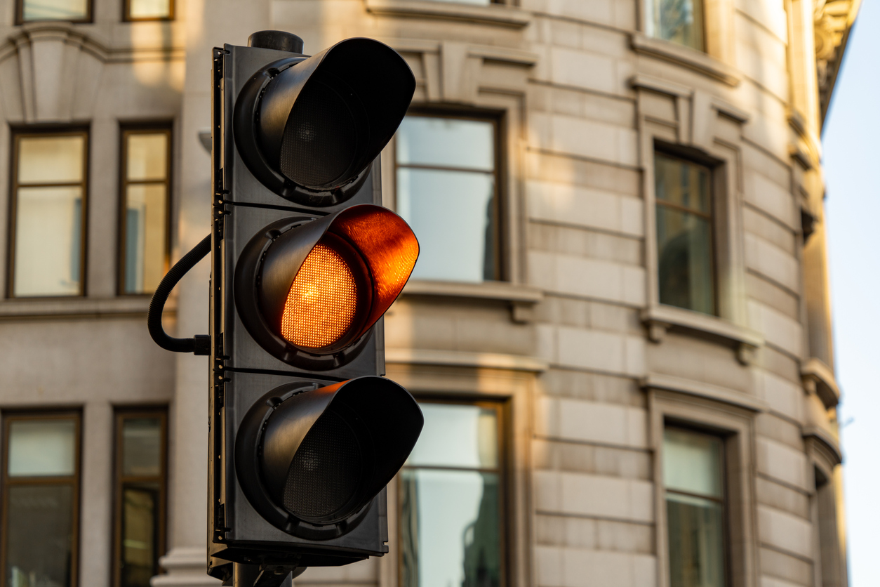Google uses AI to control traffic lights and reduce emissions in what ...