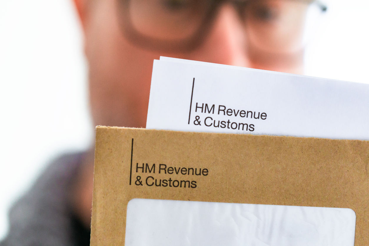 Brits 'overpaying £689 in tax' in HMRC error - are you owed money ...