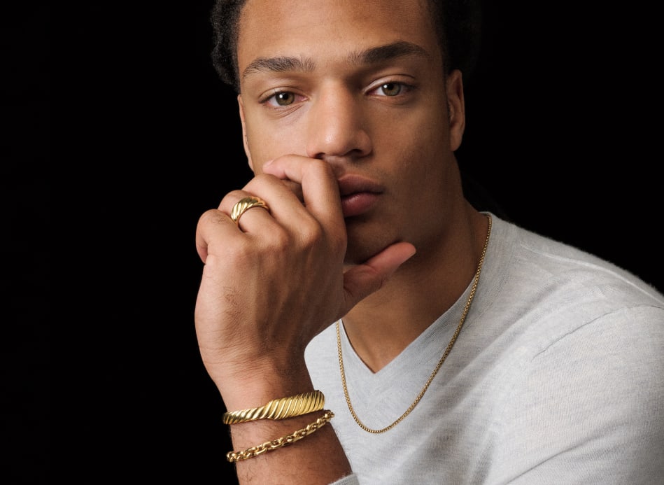 Magazine: Holiday Bejeweled