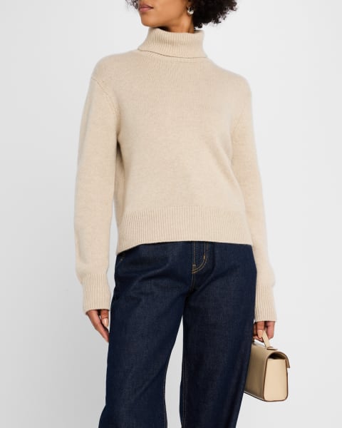 Designer Sweaters for Women | Neiman Marcus