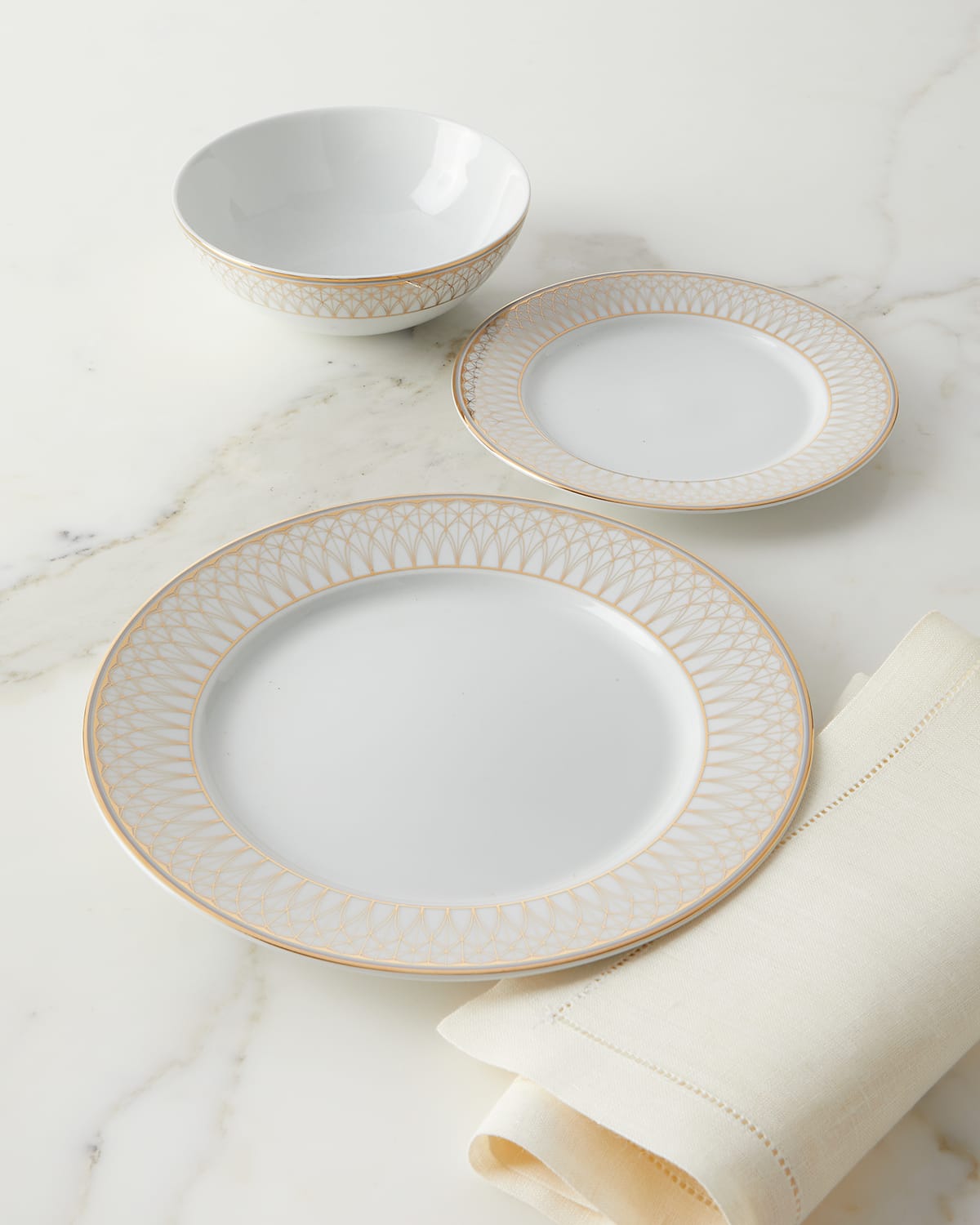 Luxury Dinnerware Sets & Fine China | Neiman Marcus