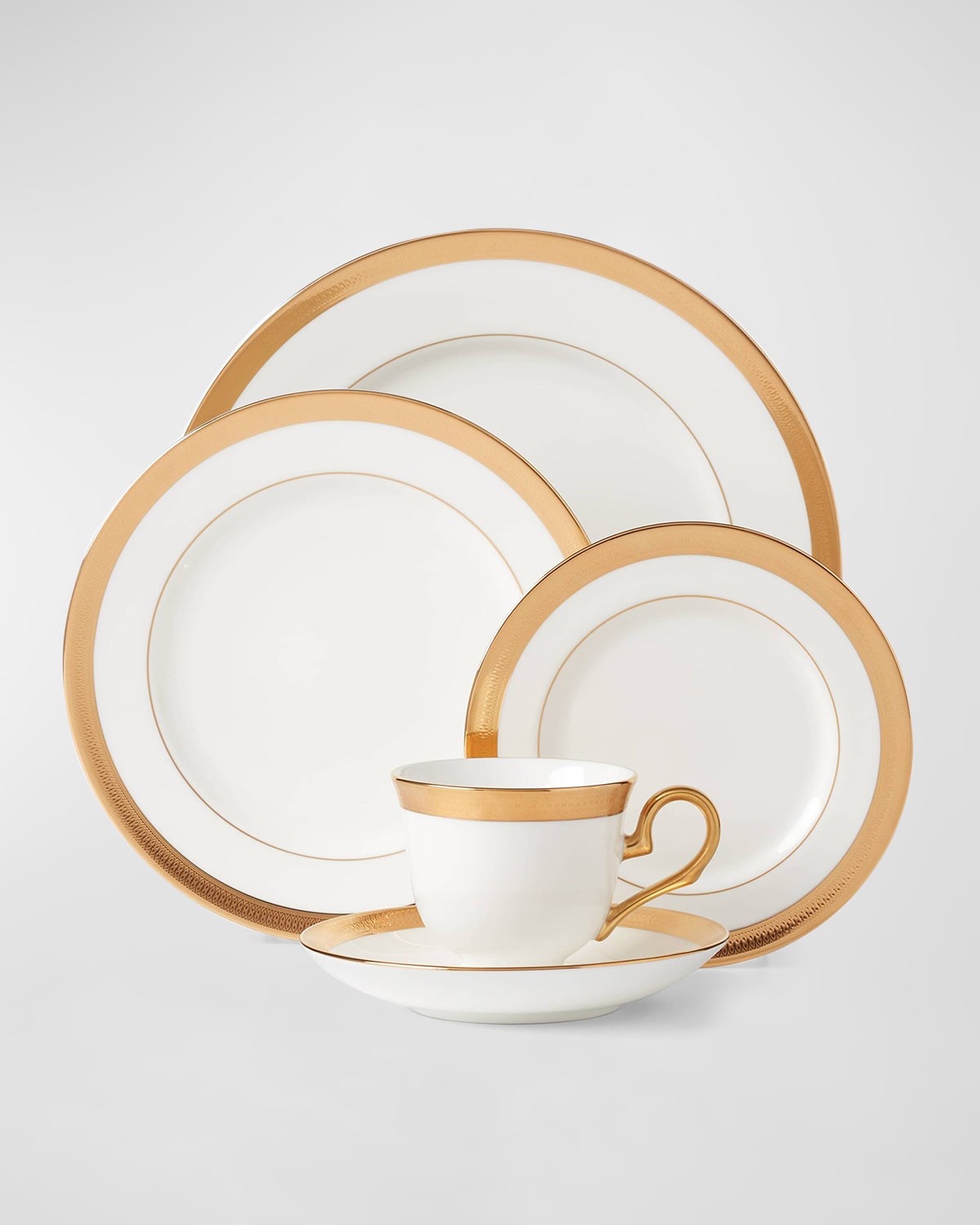 Luxury Dinnerware Sets & Fine China | Neiman Marcus