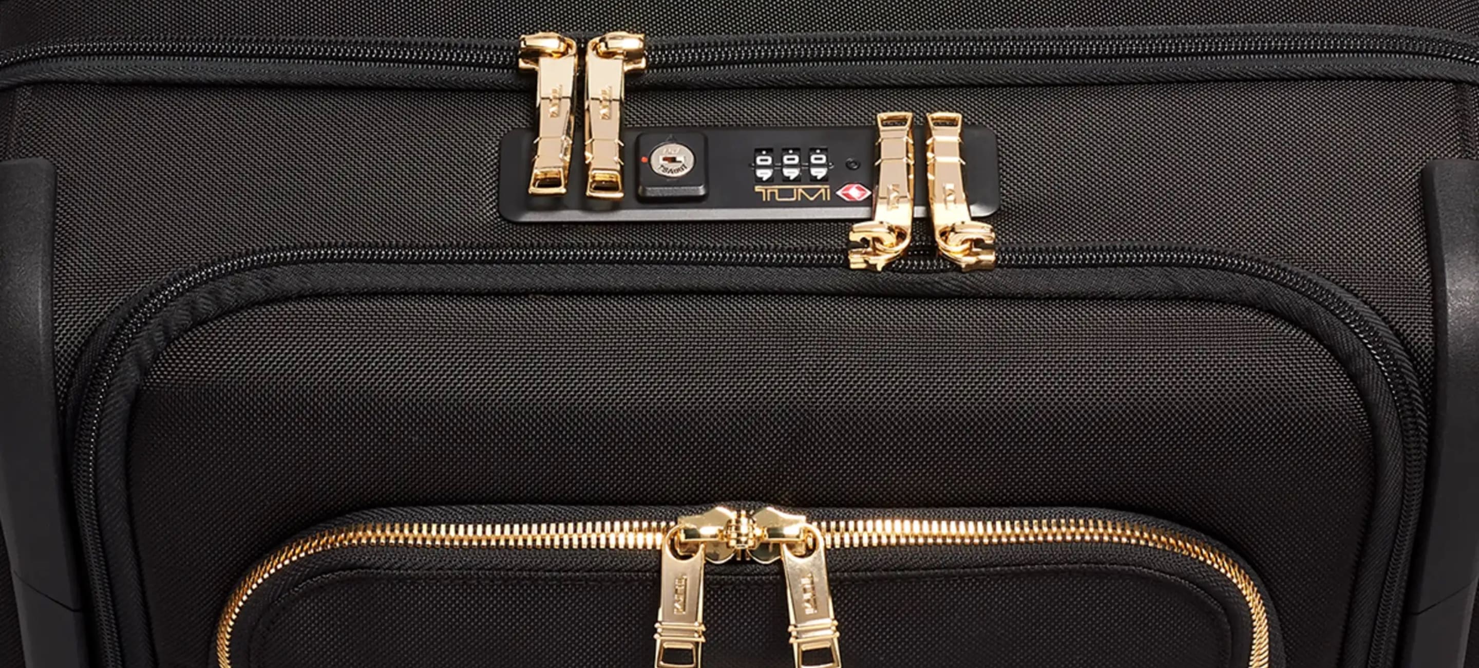 Travel in Luxury: The 5 Best Carry-On Luggage For Women