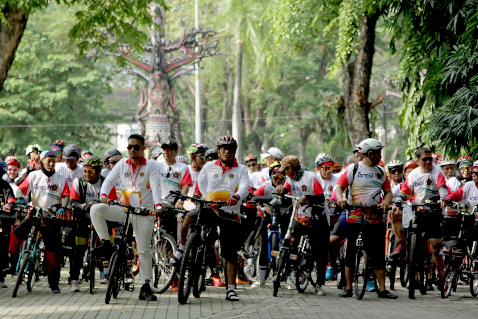 Fun Bike Siwo PWI Jaya Diikuti 1100 Peserta, dari Monas Memutari Ancol, Finis di Pasar Seni ...