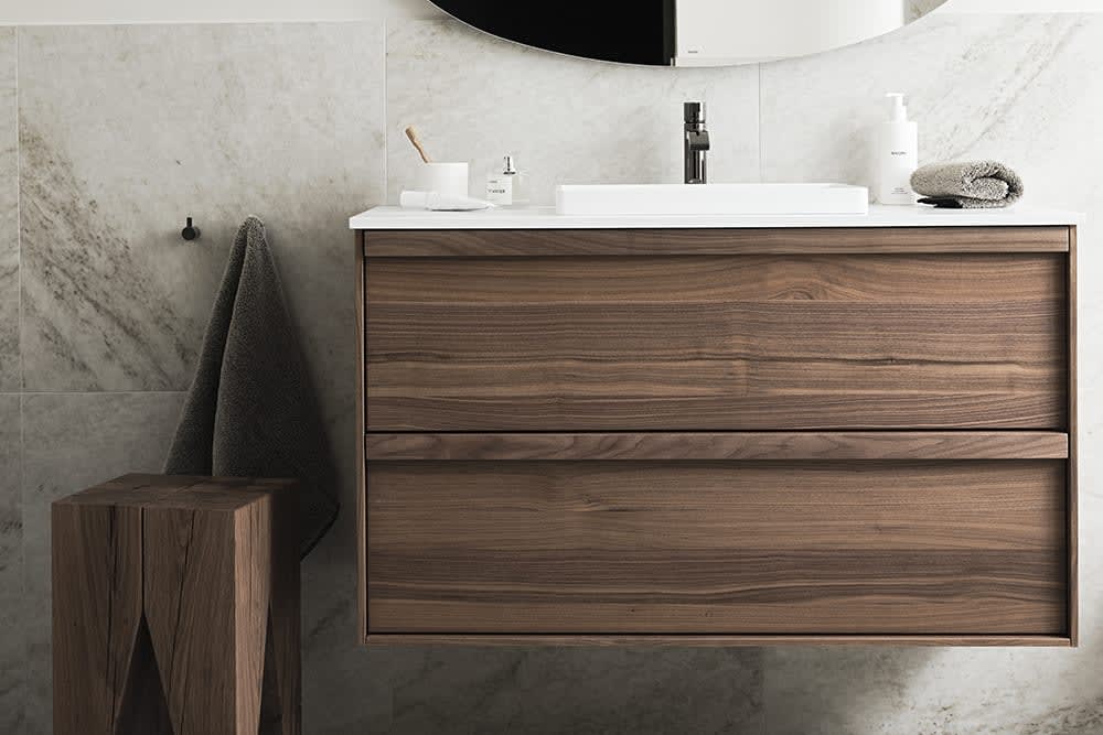 Baderomsinnredning & Baderomsmøbler | Handle hos Norfloor