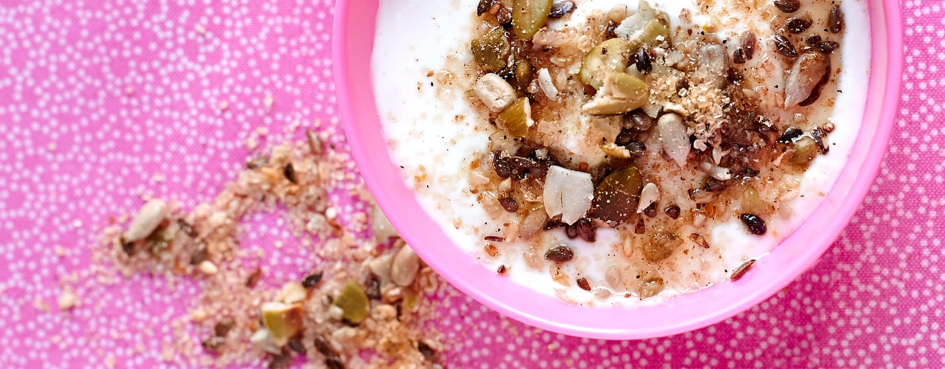 Krydret Dukkha med surmelk eller yoghurt | KIWI