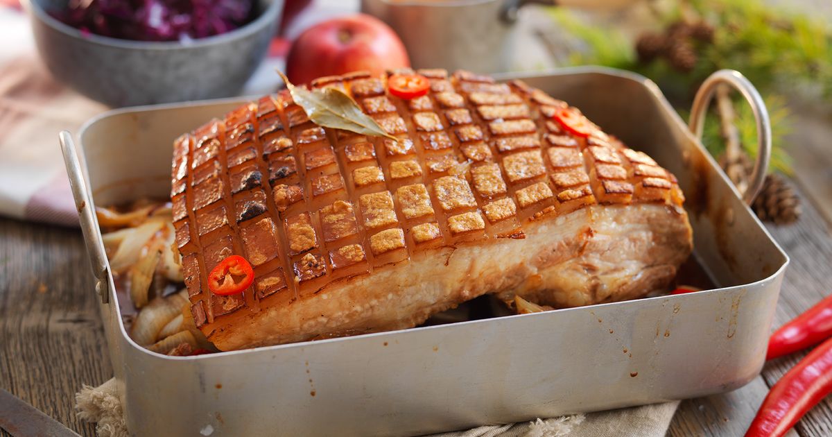 Ribbe med chili, løk og mørkt øl | Oppskrift | Meny.no