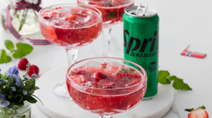Sprite mocktail med bær | SPAR