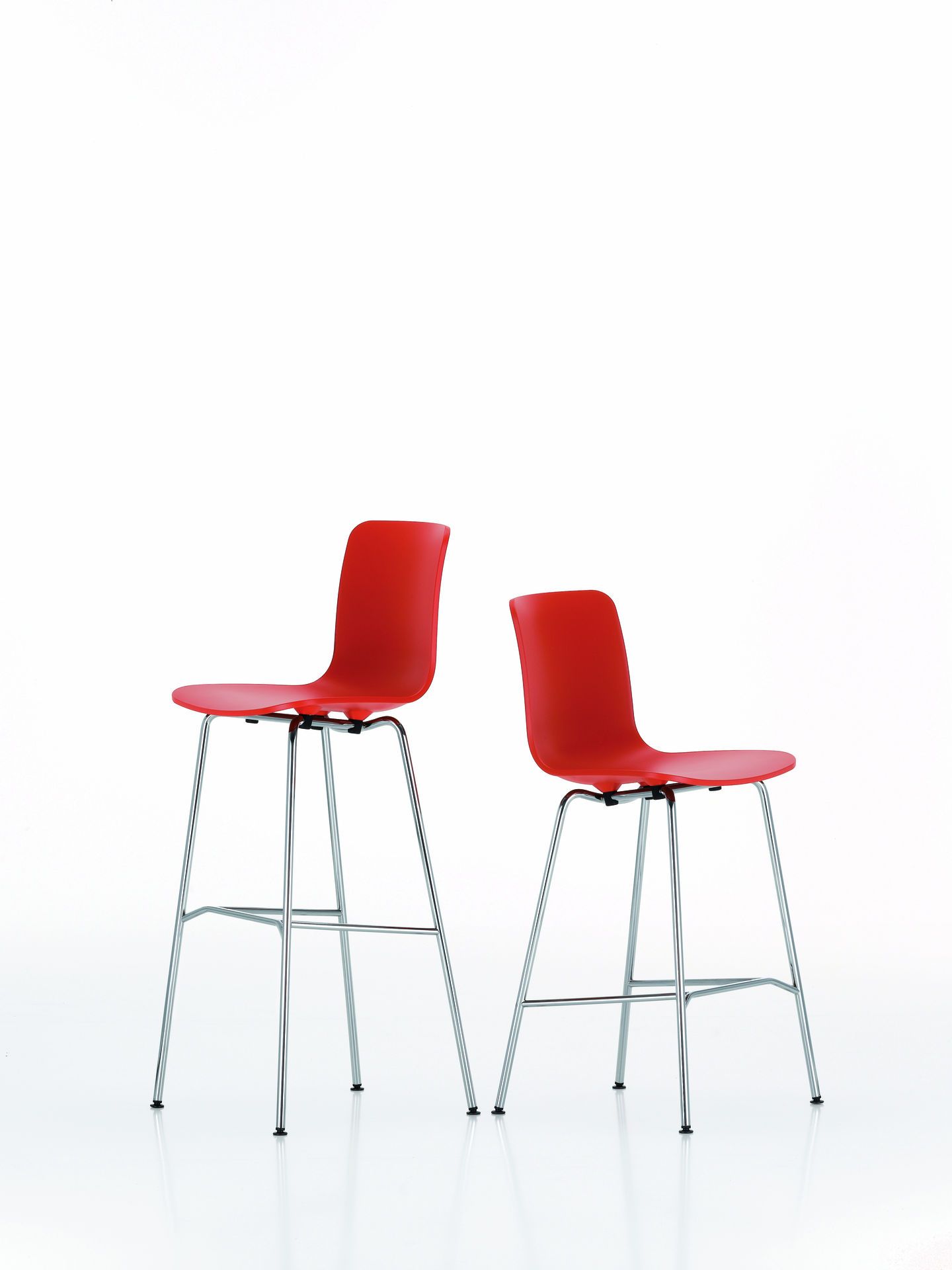 Vitra HAL Stool High • Novalis.O • Experience elegance in luxury and light
