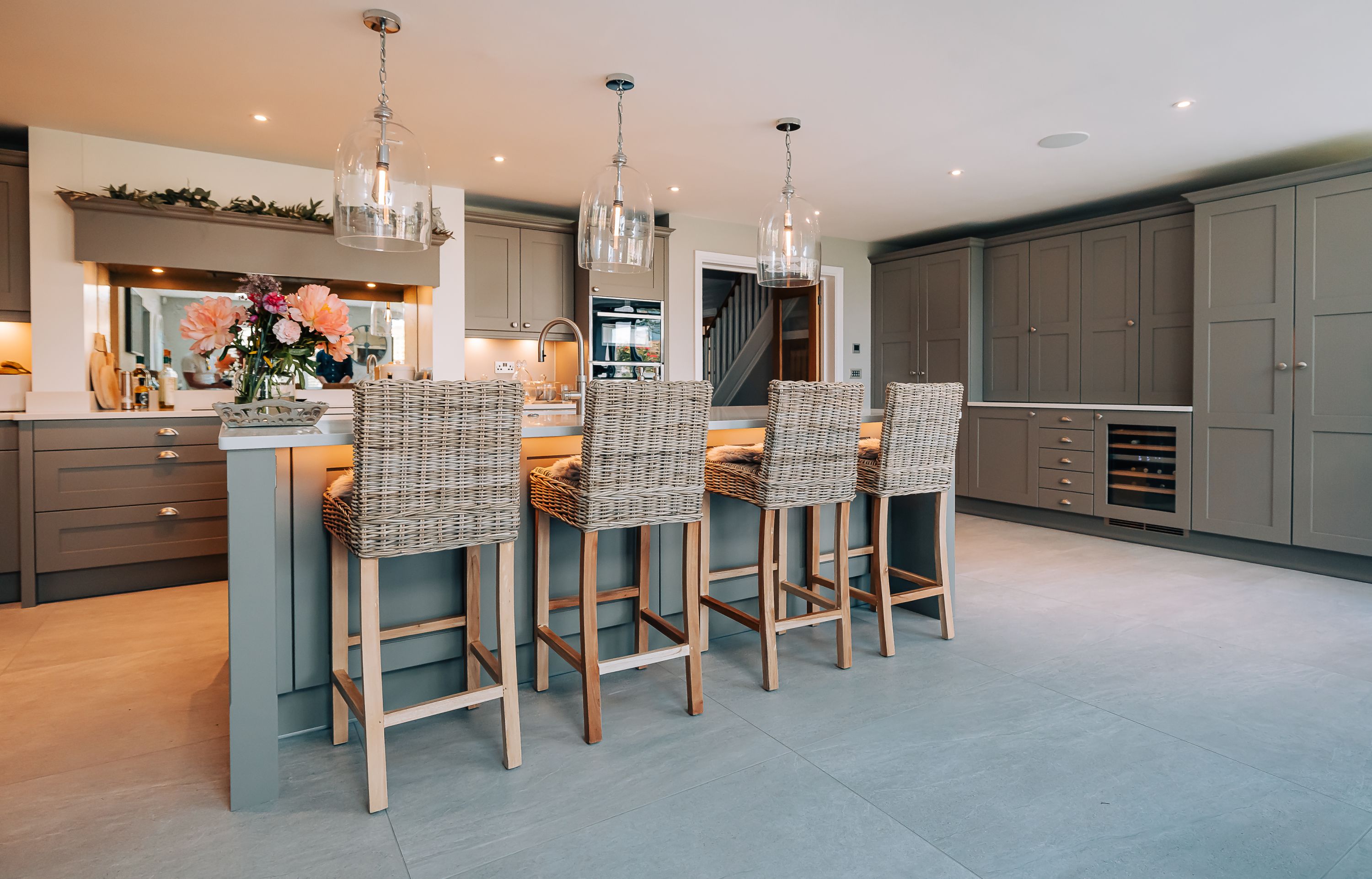 An Elegant Shaker Family Home in Arundel By Sylvarna