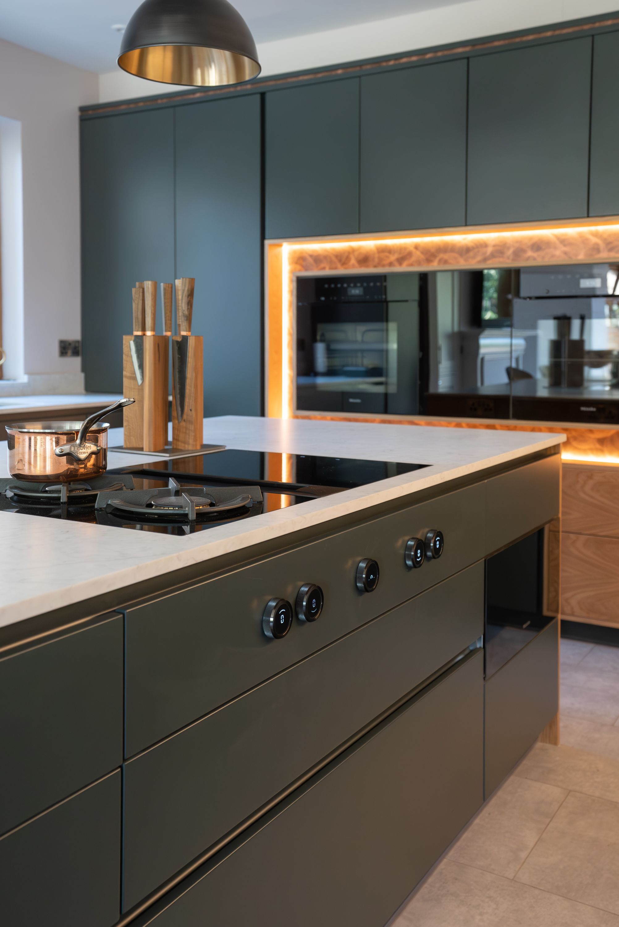 A Contemporary Kitchen in an Arts and Crafts Home in Petersfield