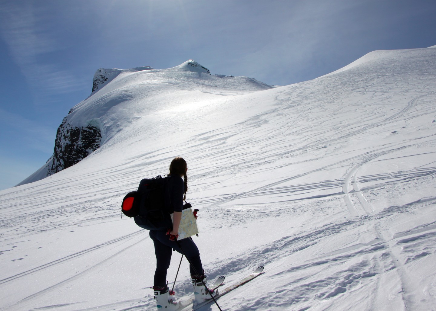 Topptur på ski til Storebjørn 2222 moh fra Leirvassbu