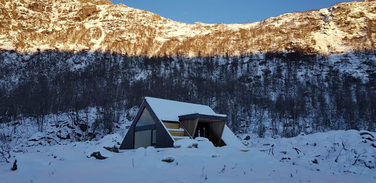 Olav Nygards bu - dagsturhytta i Modalen