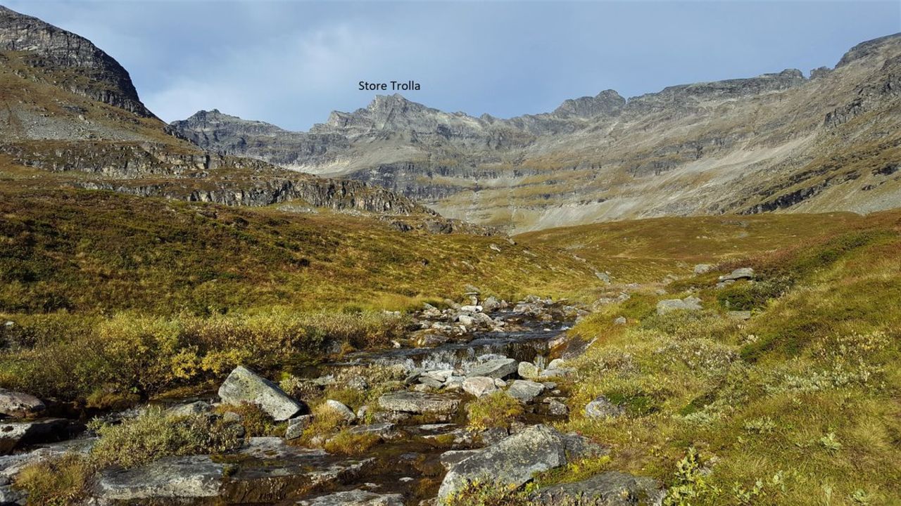 Fottur til Store Trolla 1842 moh | UT.no
