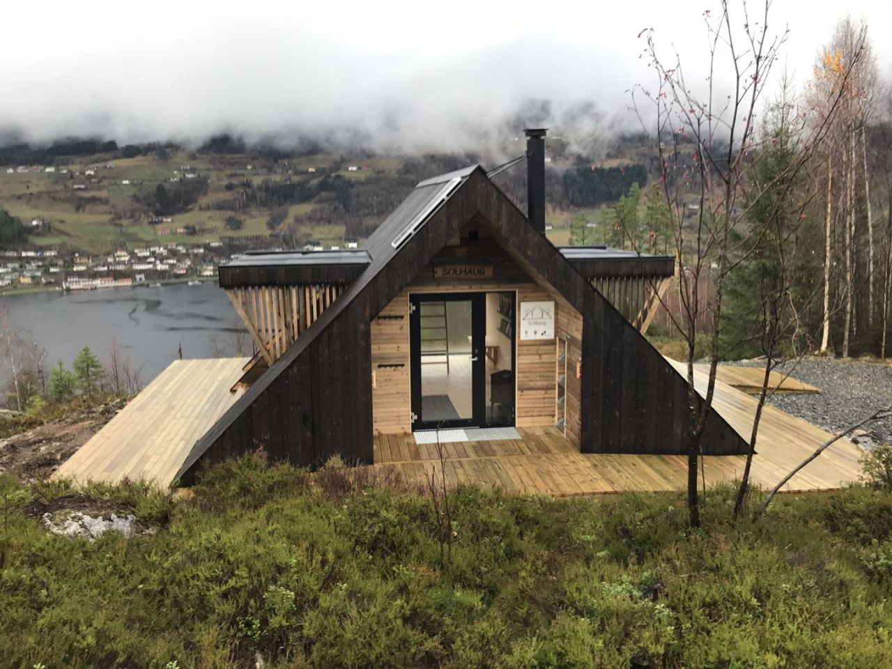 Solhaug - dagsturhytta i Ulvik herad