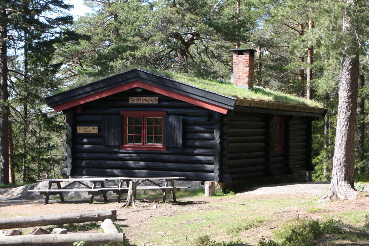 Hyttetur gjennom Kjekstadmarka fra Dikemark til Heggedal