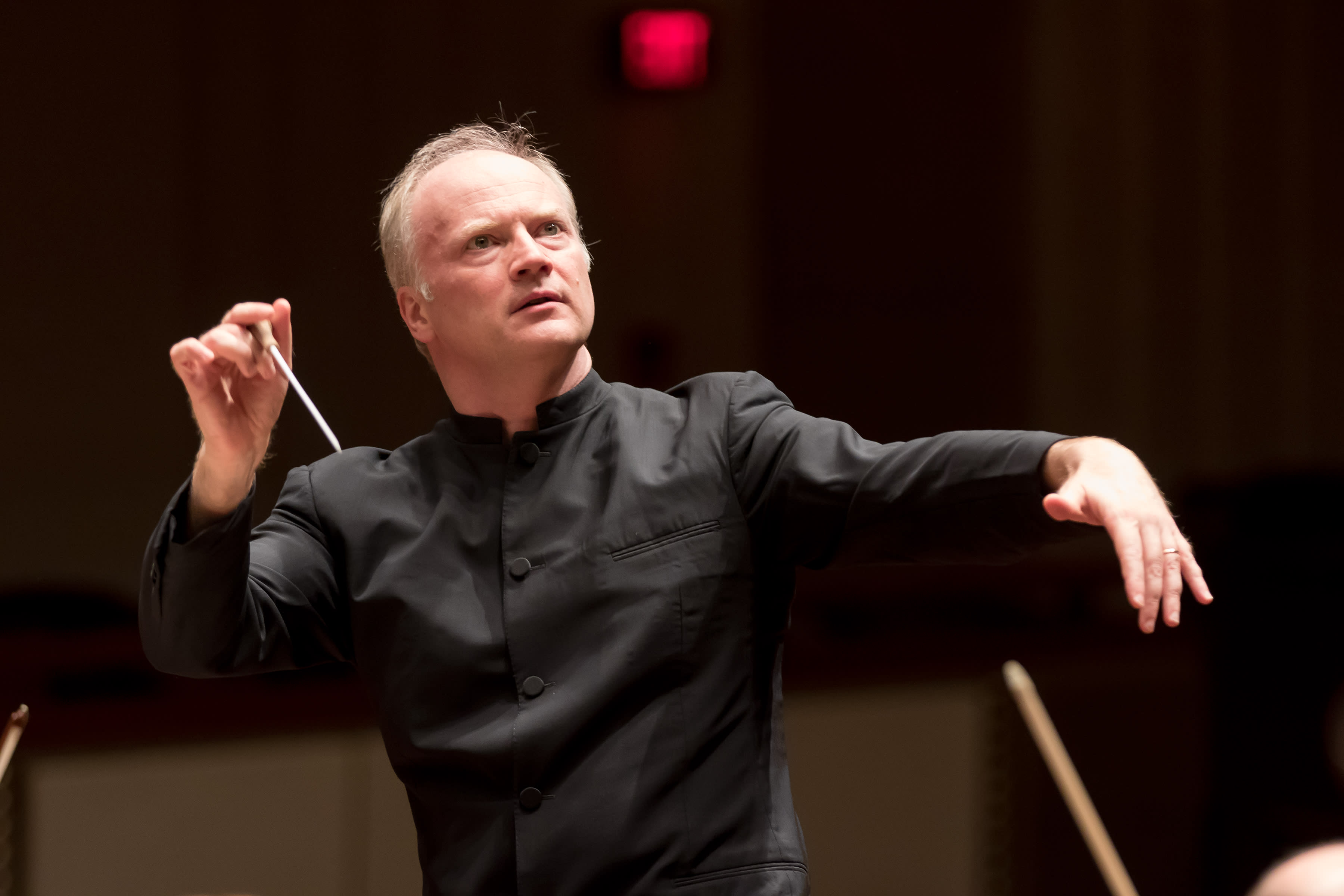 Noseda Conducts Tchaikovsky & Shostakovich - Jan 7–10 - NY Phil