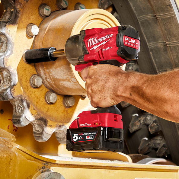 Milwaukee M18 FUEL One-Key Cordless Impact Wrench-1/2" High Torque ...