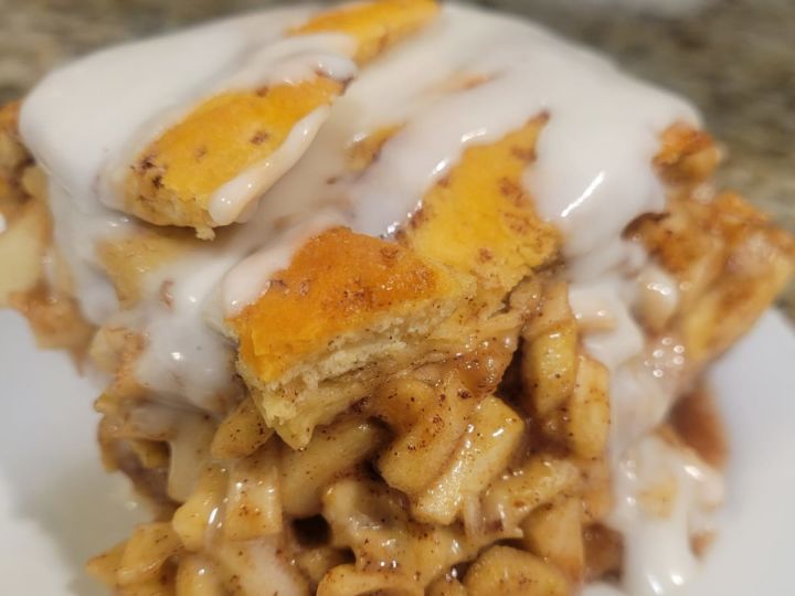 Tater Tots-"Caramel Apple Cinnamon Buns lasagna " 2:00PM-4:00PM Sep ...