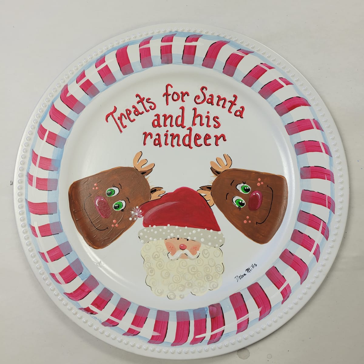 Paint a plate "COOKIES FOR SANTA" 11/24 12:00 pm Price $28