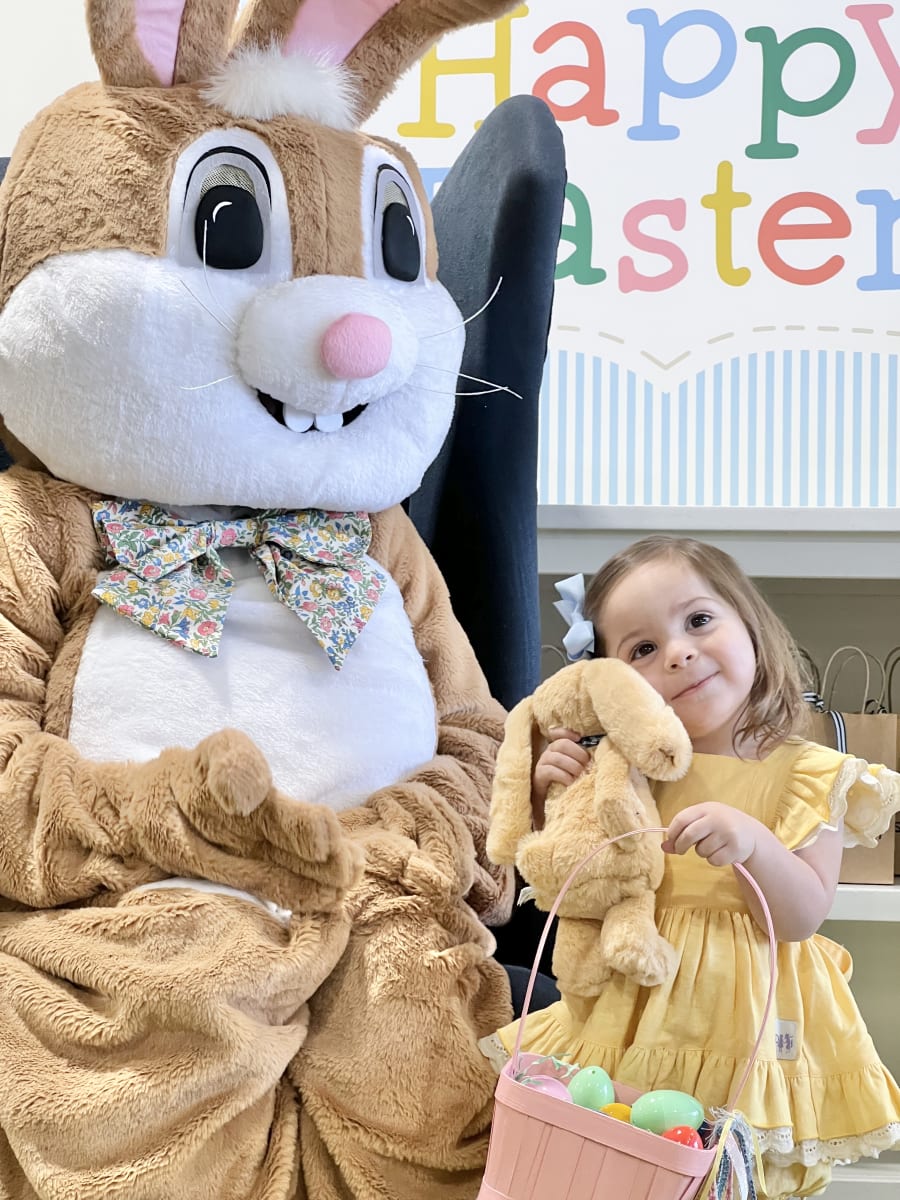 EASTER BUNNY VISIT + PLAYTIME - PLAY STREET SUGAR LAND