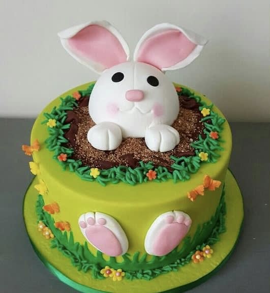 Adult Easter Bunny Cake Decorating Class $69.99 per person