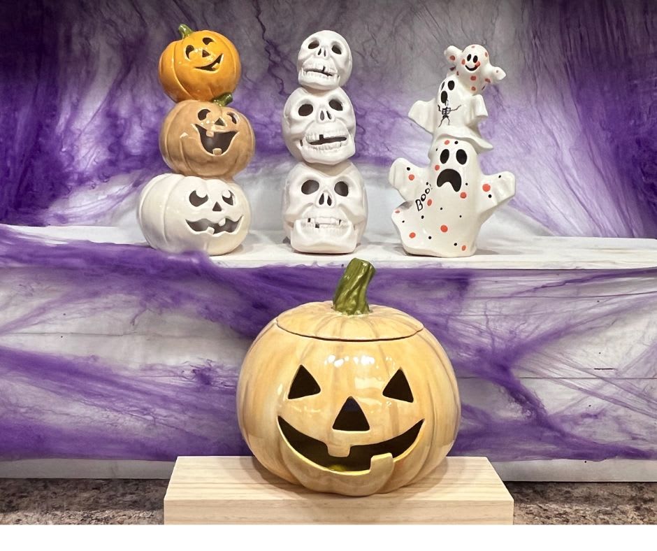 Spooktacular Halloween Decor Pottery @ Murray’s Fools Distilling Co