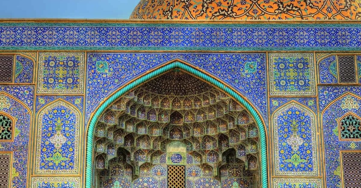 Safavids in Persia | Article for mature travellers - Odyssey Travellers ...