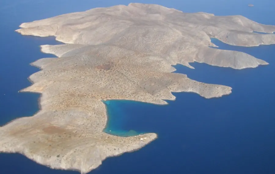 Amnissos beach near Heraklion 🏖️ Okay rent a car